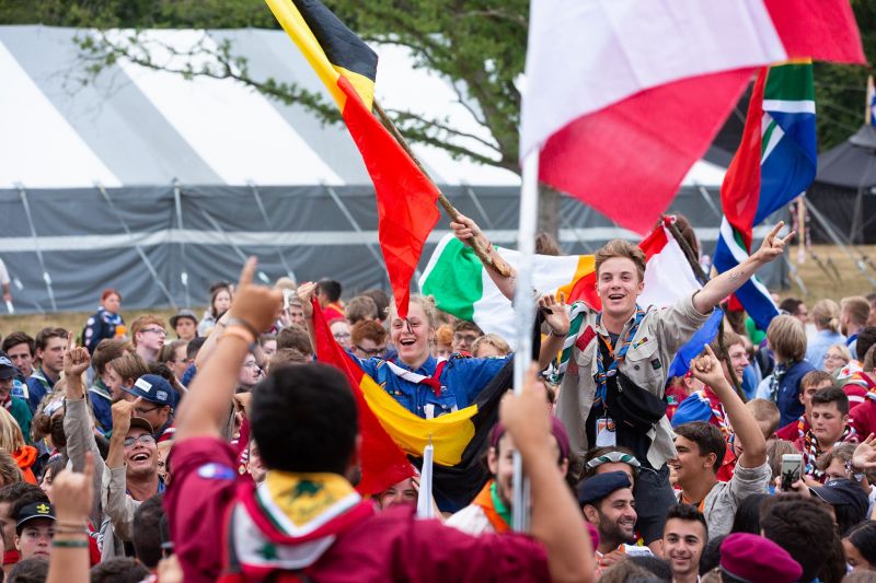 International - Les Scouts